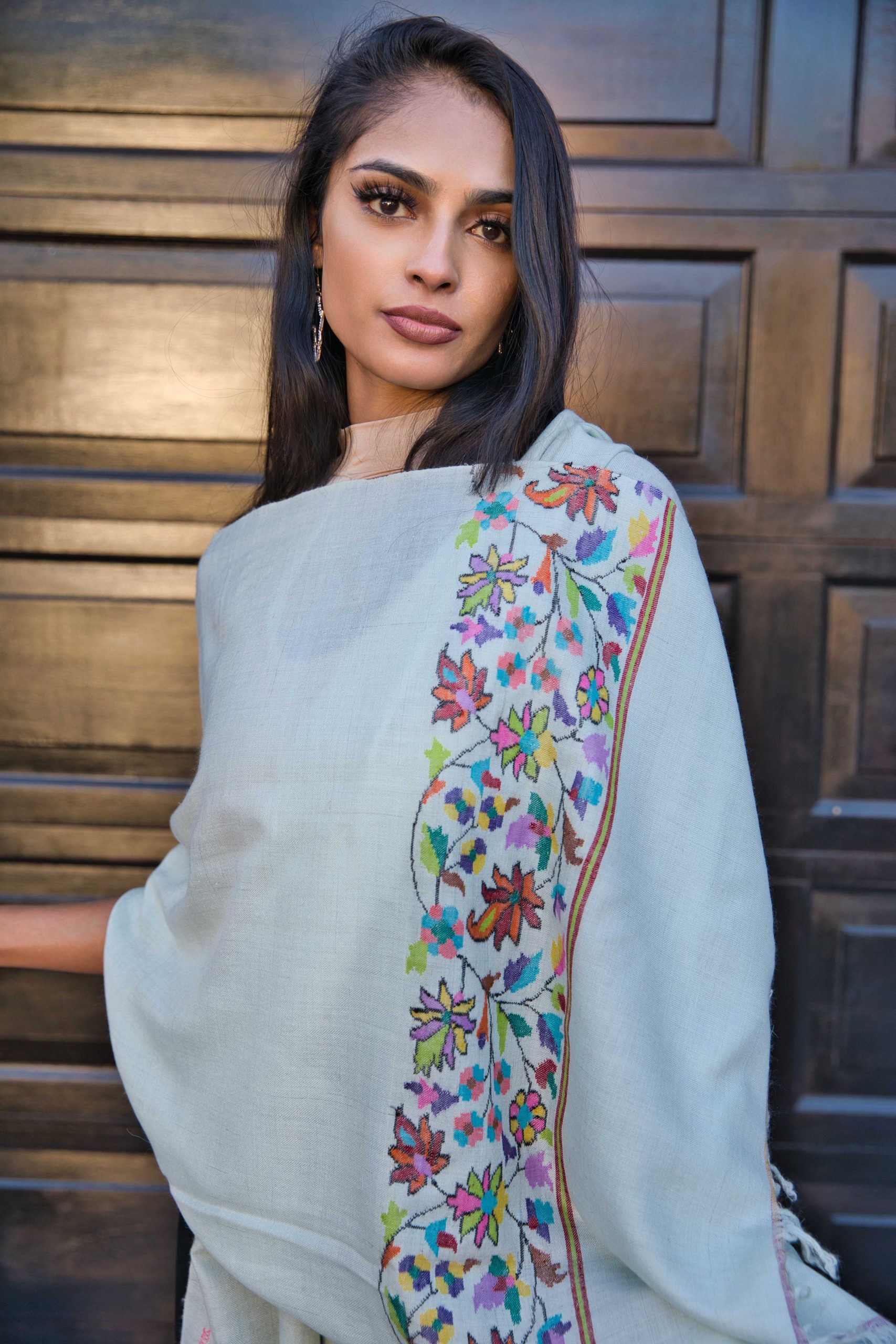 Pashmina Cashmere Scarf with Kani Weave Border – Red Diamond Luxury